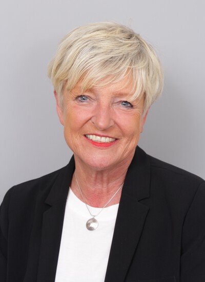 und wünschen für die Zukunft alles Gute.: Der erste Roman über das ...